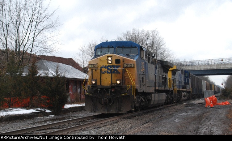 CSX K533 passes by the ex-RDG station on an overcast day